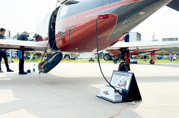 WHITE LIGHTNING - AVIATION GROUND POWER